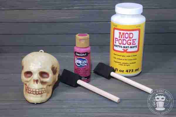 Transform A Plastic Skull From Boring to Colorful | Making Make Believe