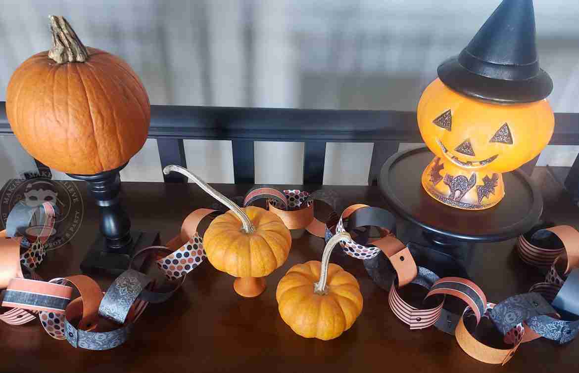Monster Size Halloween Paper Chain - Quick And Easy Make | Making Make ...