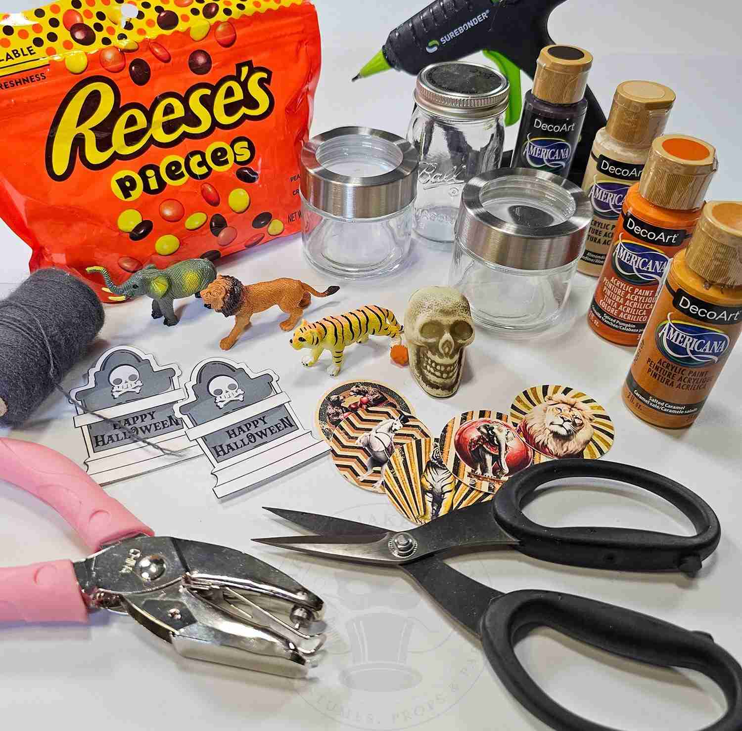 How To Make Halloween Party Favor Jars - 2 Spooky Fun Variations ...